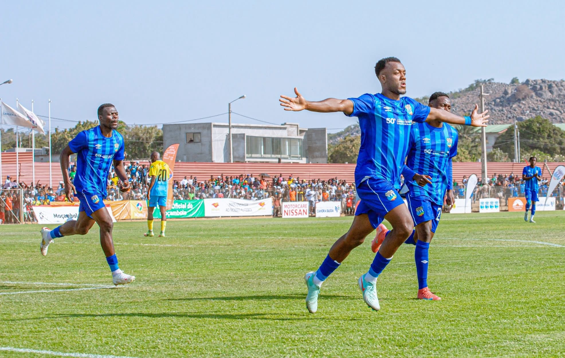 MOÇAMBOLA:: Songo segue intratável e na liderança - Plantel OC
