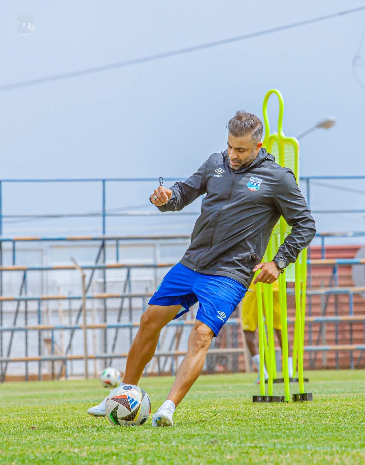 DAÚDE RAZAQUE FIXOU UM NOVO RECORDE NACIONAL! - Plantel OC
